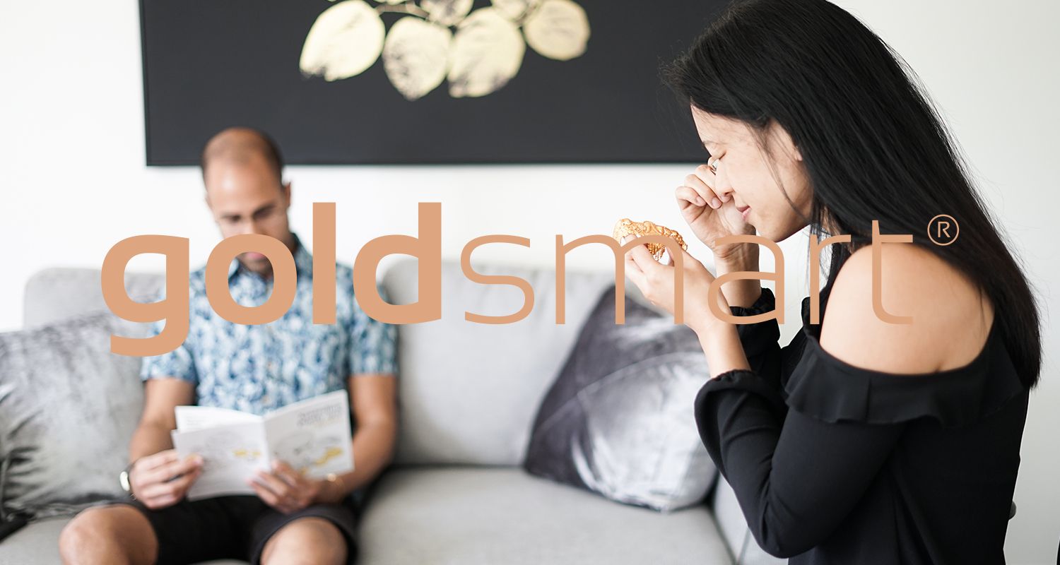 Biting Gold Coins: Old Style of Confirming Whether Gold is Real or Not ...